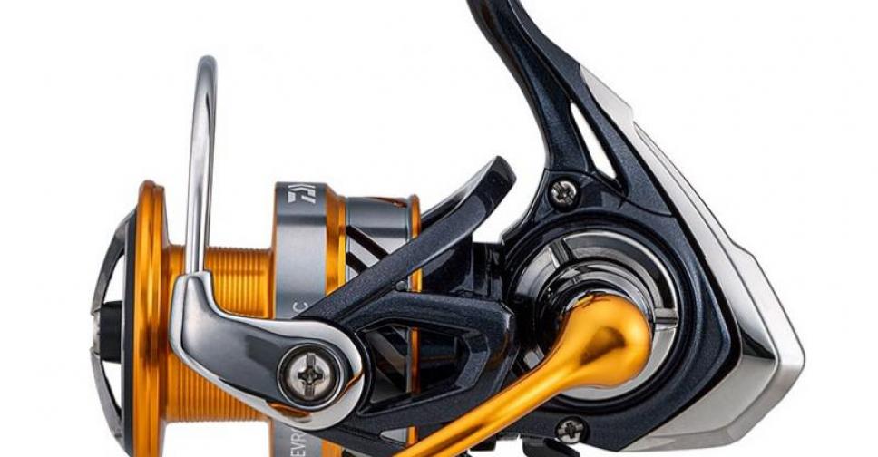 Daiwa Revros LT 3000D-C: Price / Features / Sellers / Similar reels